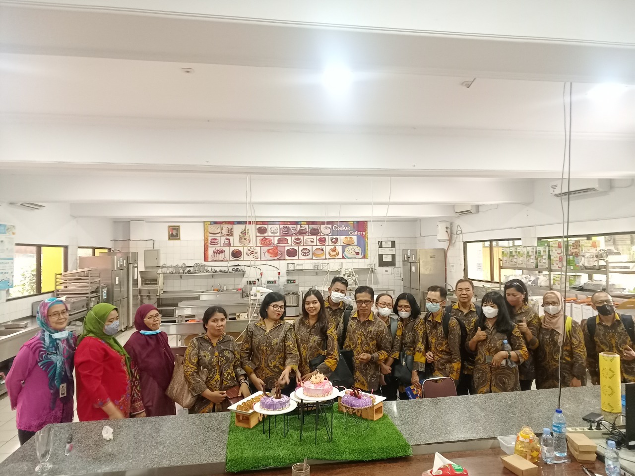 Studi Tiru SMK Dharma Paramitha di SMKN 57 Jakarta - SMKN 57 Jakarta ...